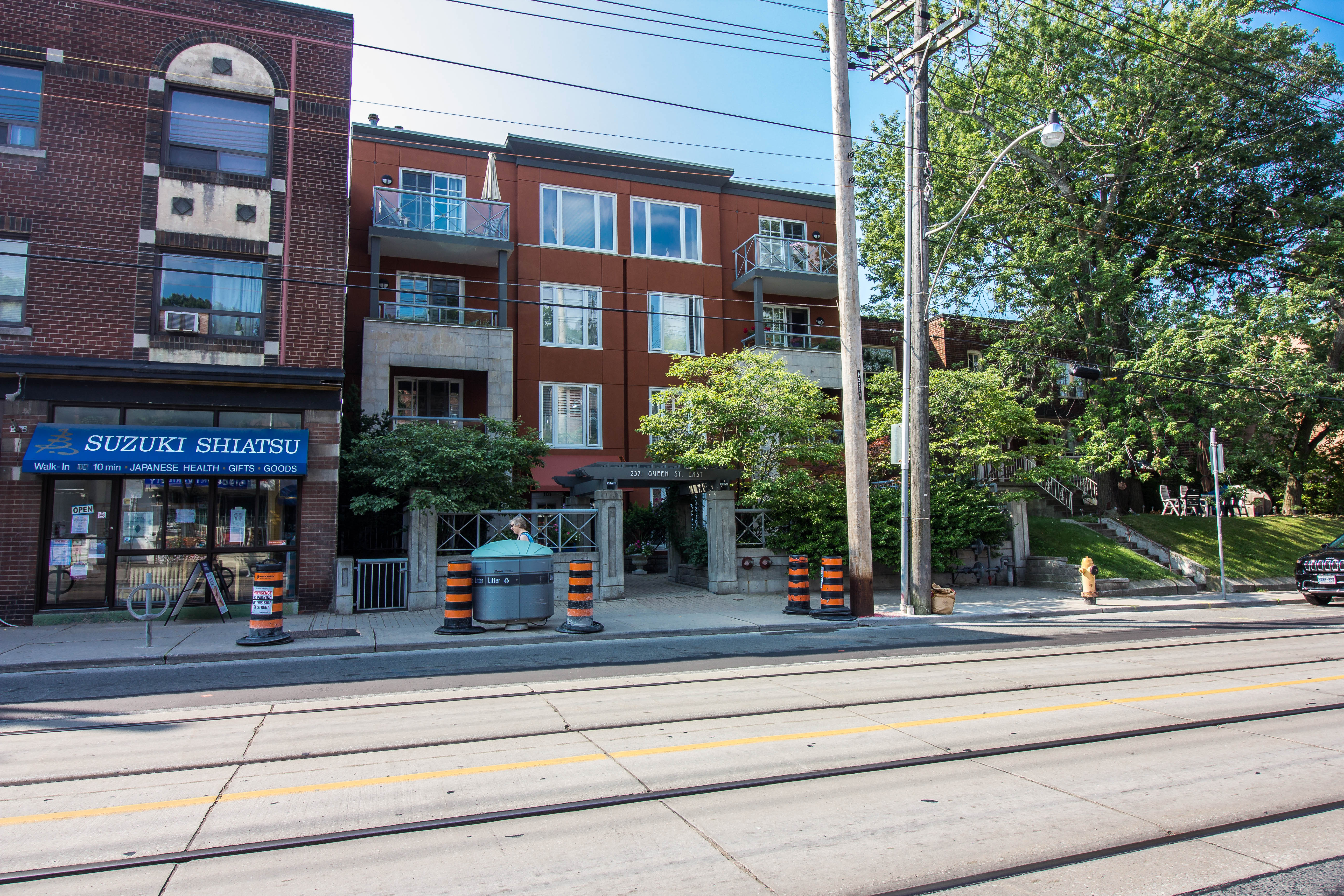 South Beach Condos - 2371 Queen St E | 1 Condo For Sale
