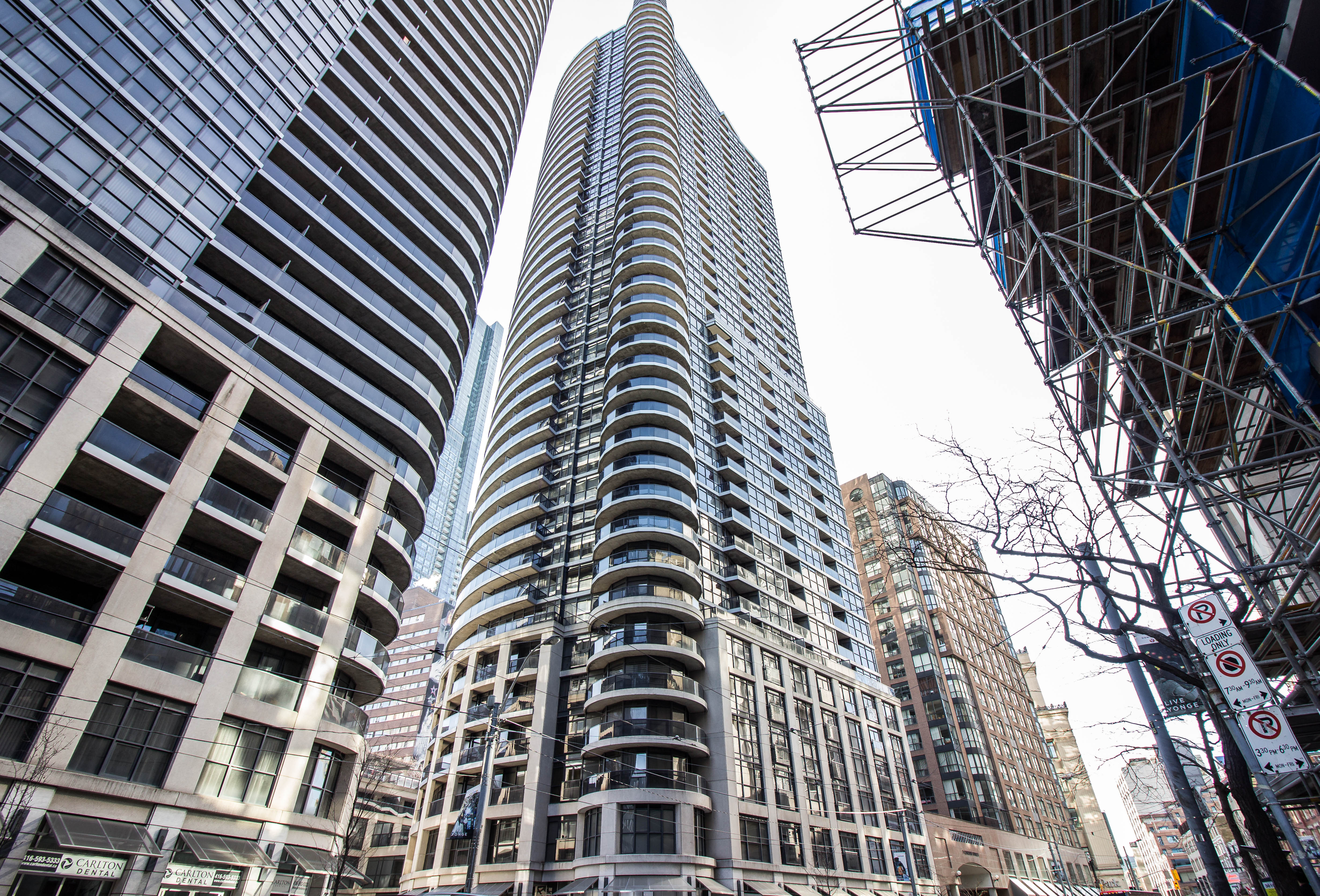 Met & Encore Condos | 2 Condos For Sale & 8 For Rent