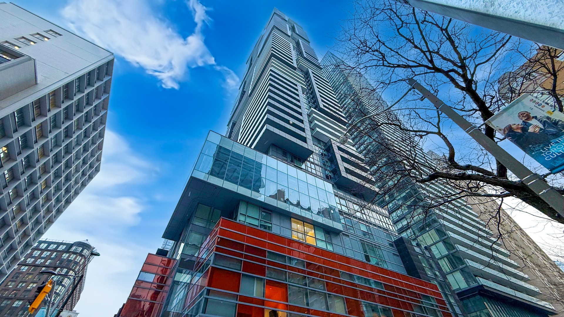 YC Condos - 7 Grenville St | 5 Condos For Sale & 25 For Rent