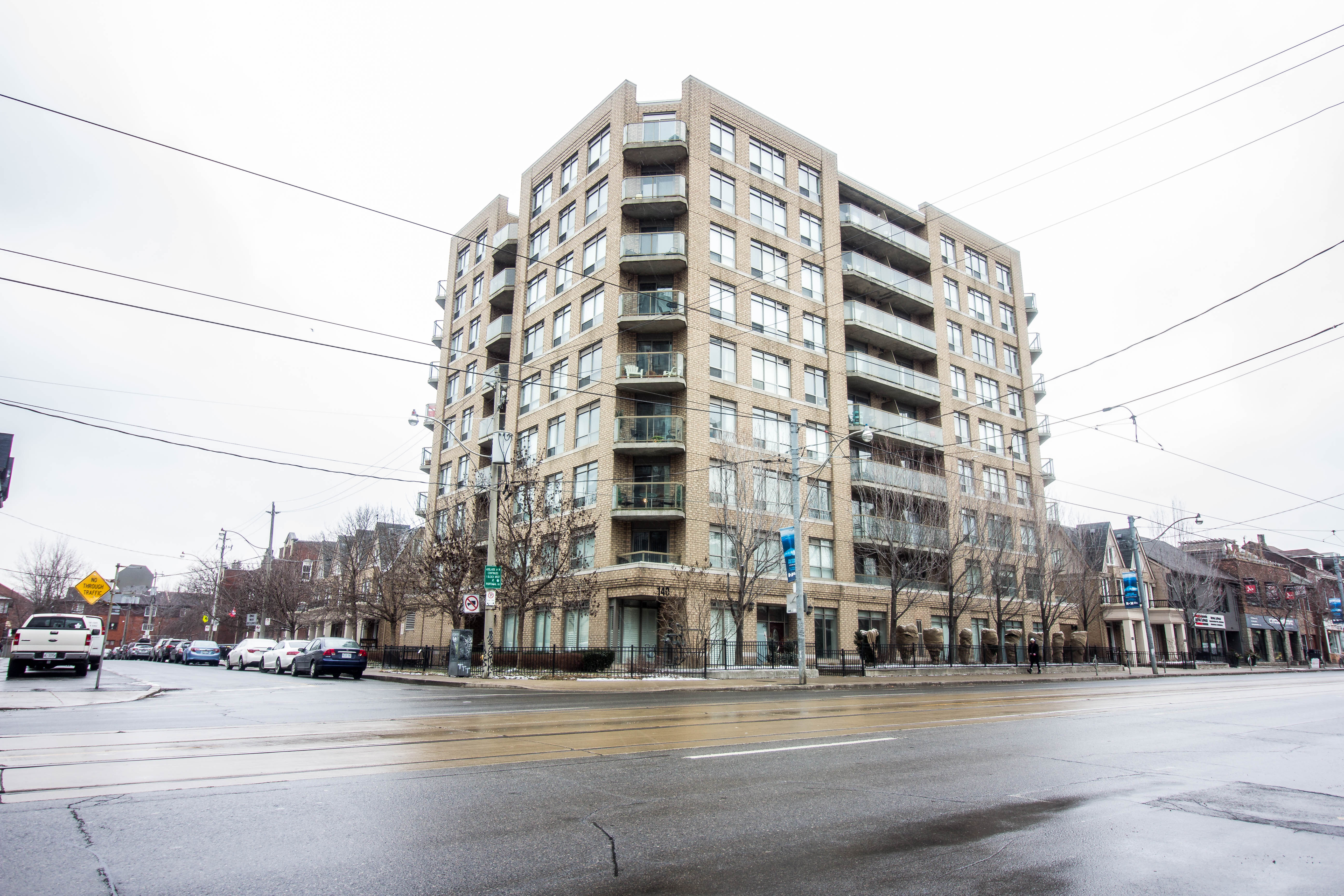 Adelaide Square - 140 Bathurst St | 2 Condos For Sale