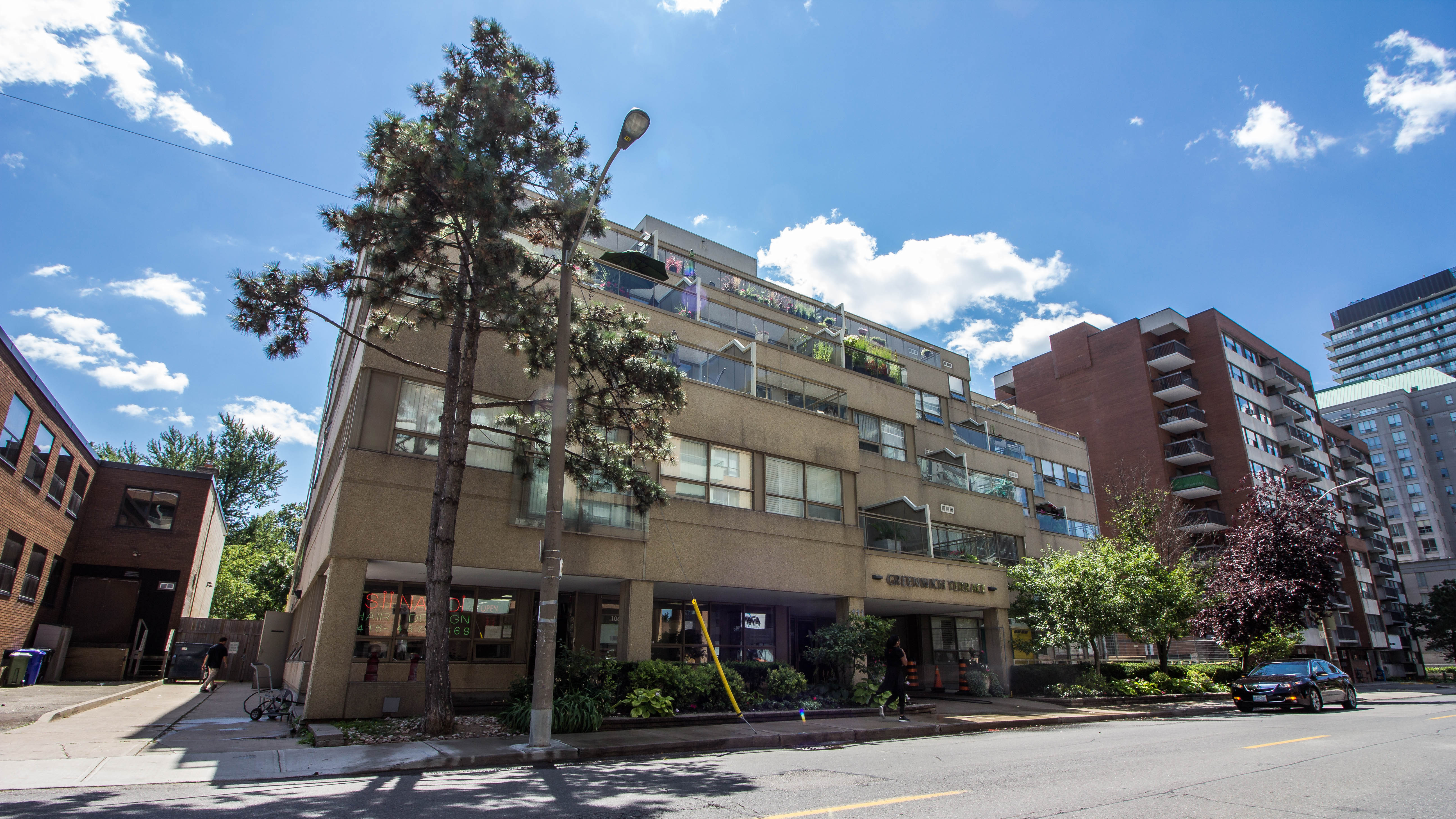 Greenwich Terrace Condos | 1 Condo For Sale & 1 For Rent