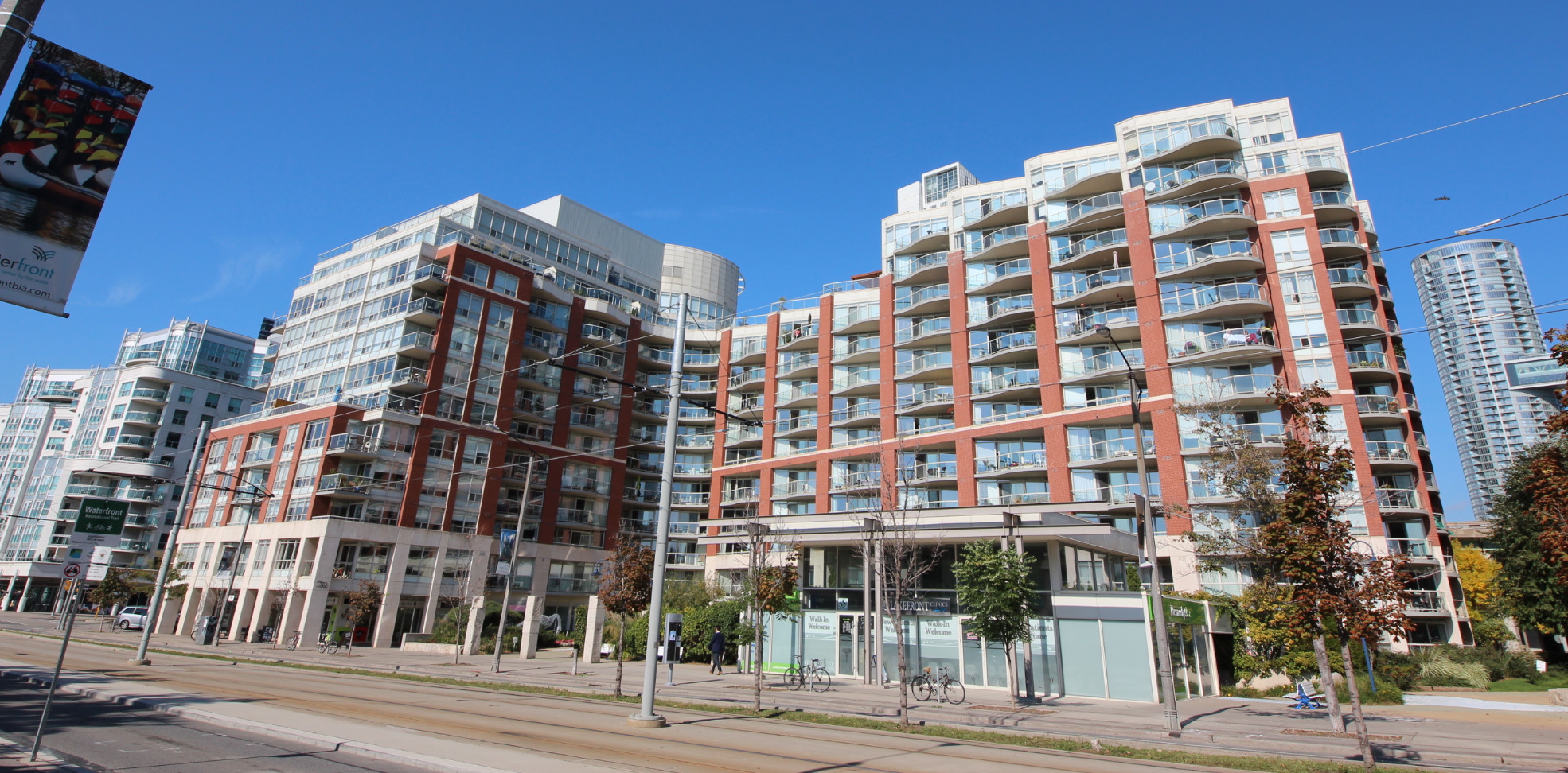 550 Queens Quay Condos | 3 Condos For Sale