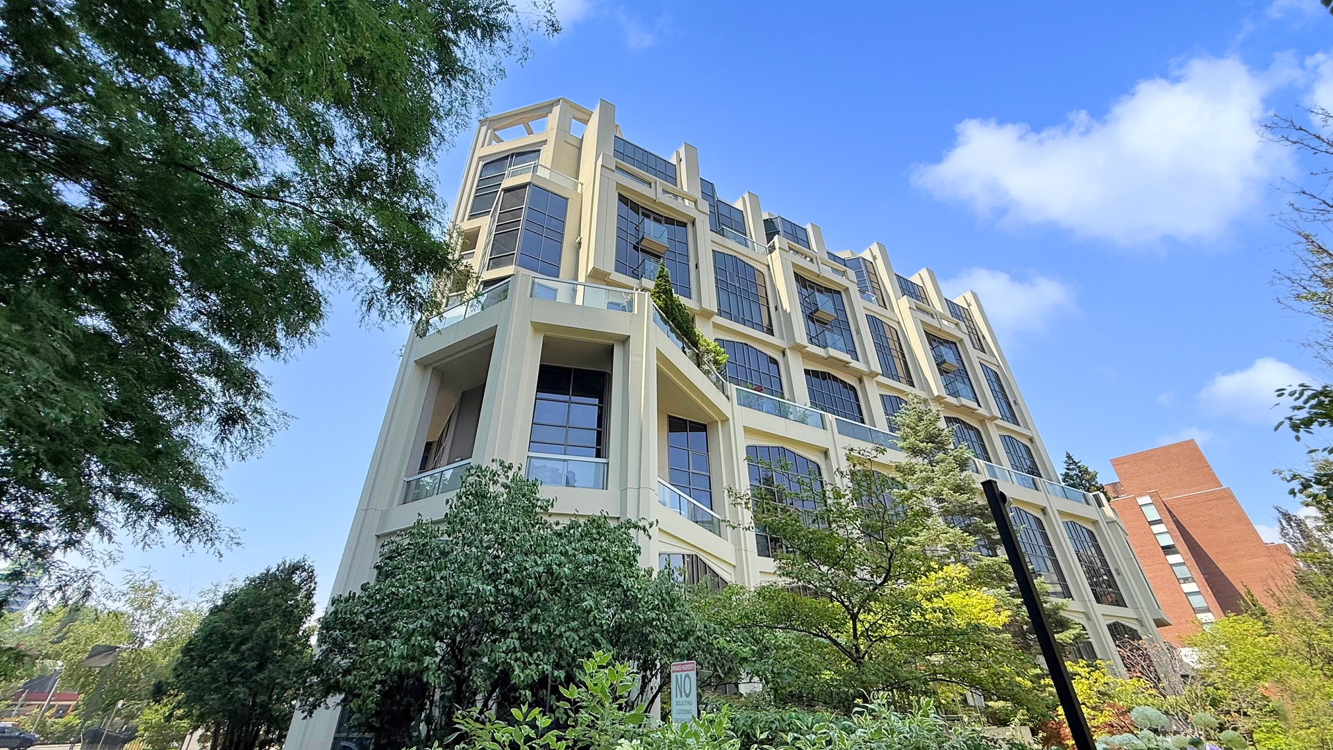 Domus Condos - 3 McAlpine St | 2 Condos For Sale
