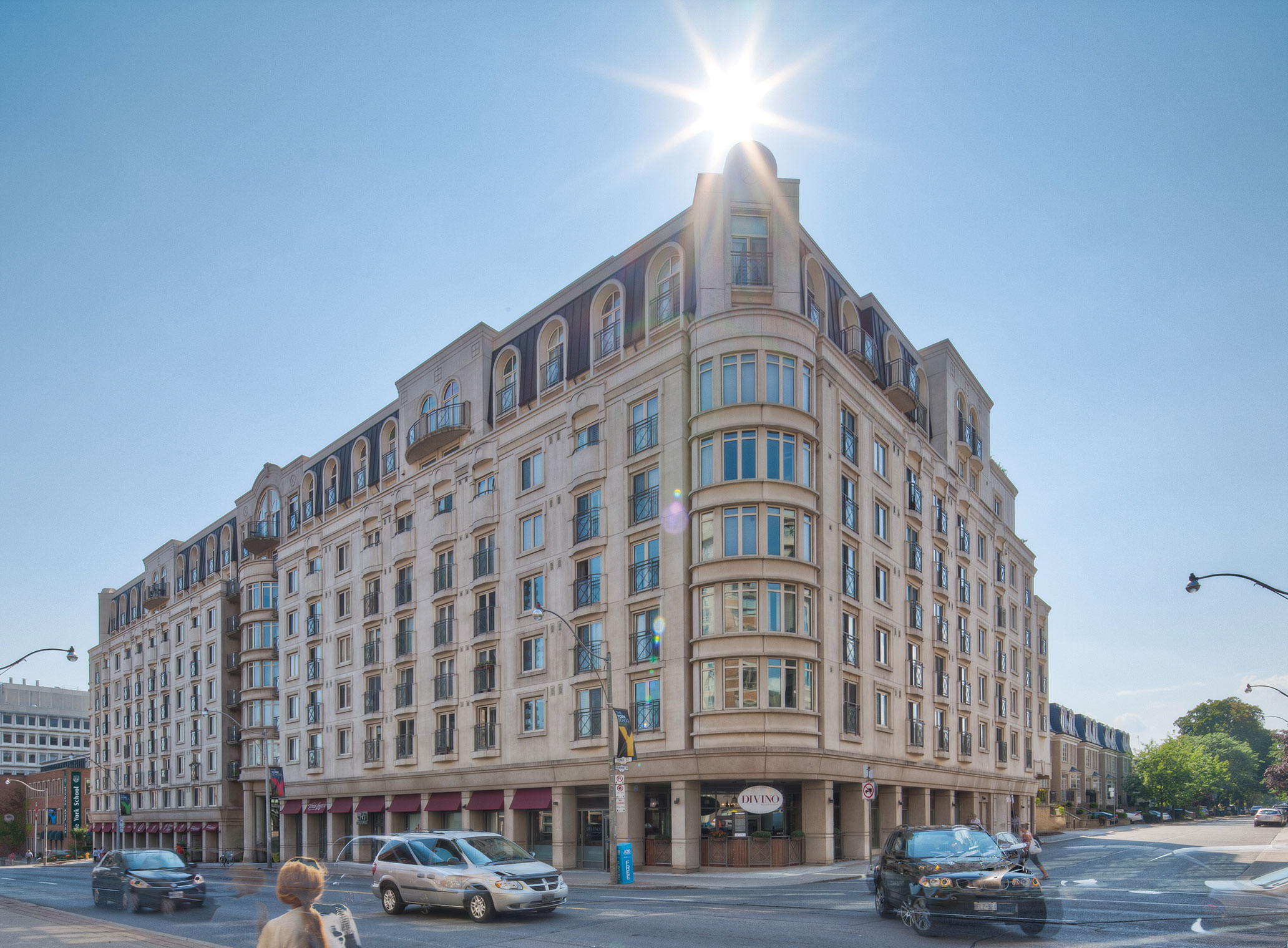 One Balmoral Condos - 1 Balmoral Avenue | 1 Condo For Sale | Trevor Fontaine